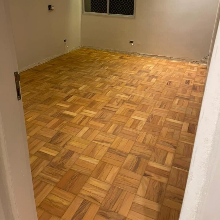 Piso taco de madeira antigo em SP - assoalhosp